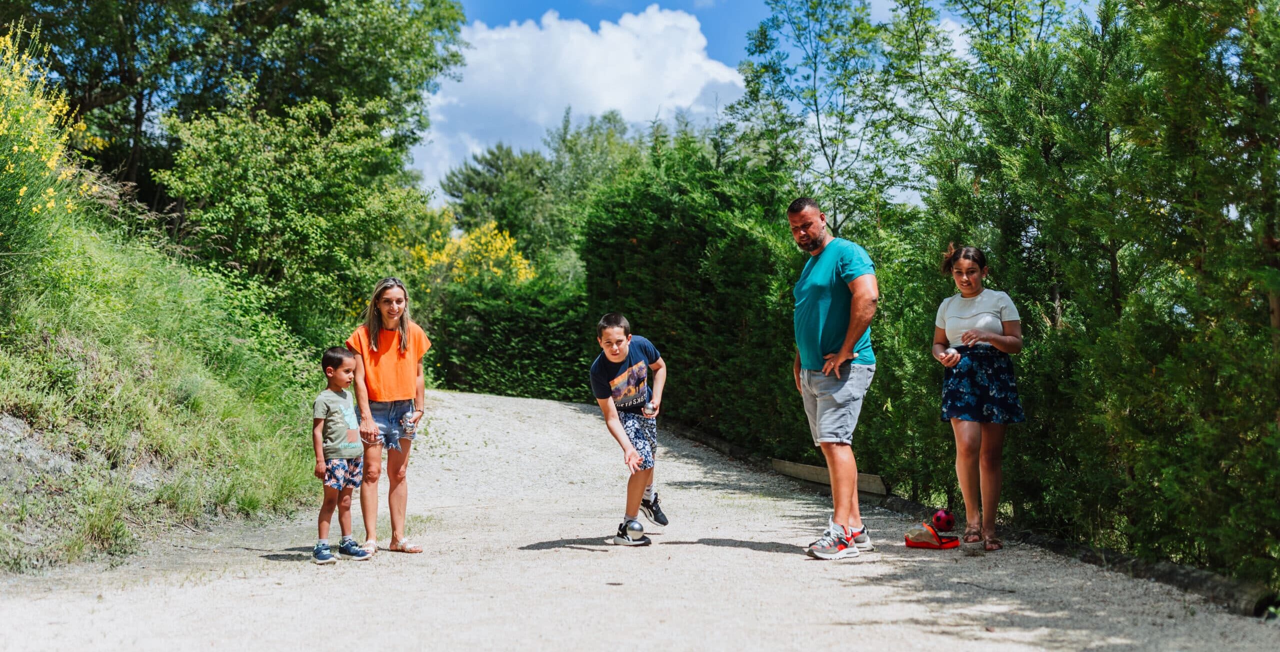 Ascension dans la Drôme | Bois du Chatelas Camping 4*